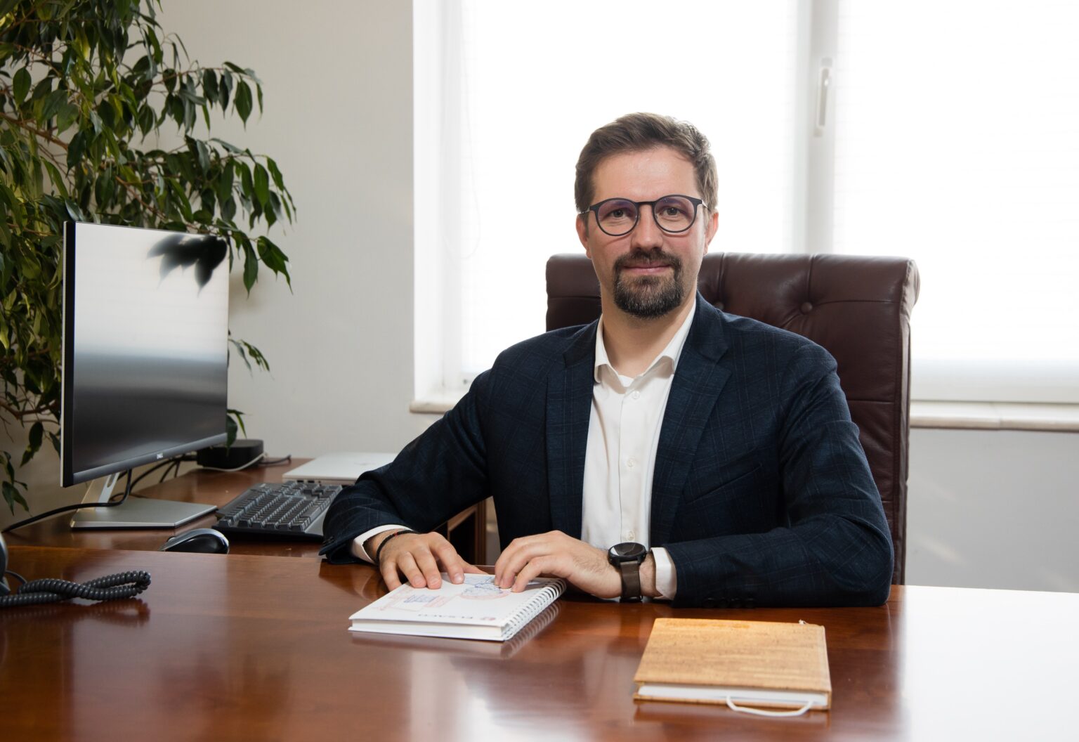 Fiul lui Valeriu Iftime, consilier al preşedintelui României. De ce l-a ...