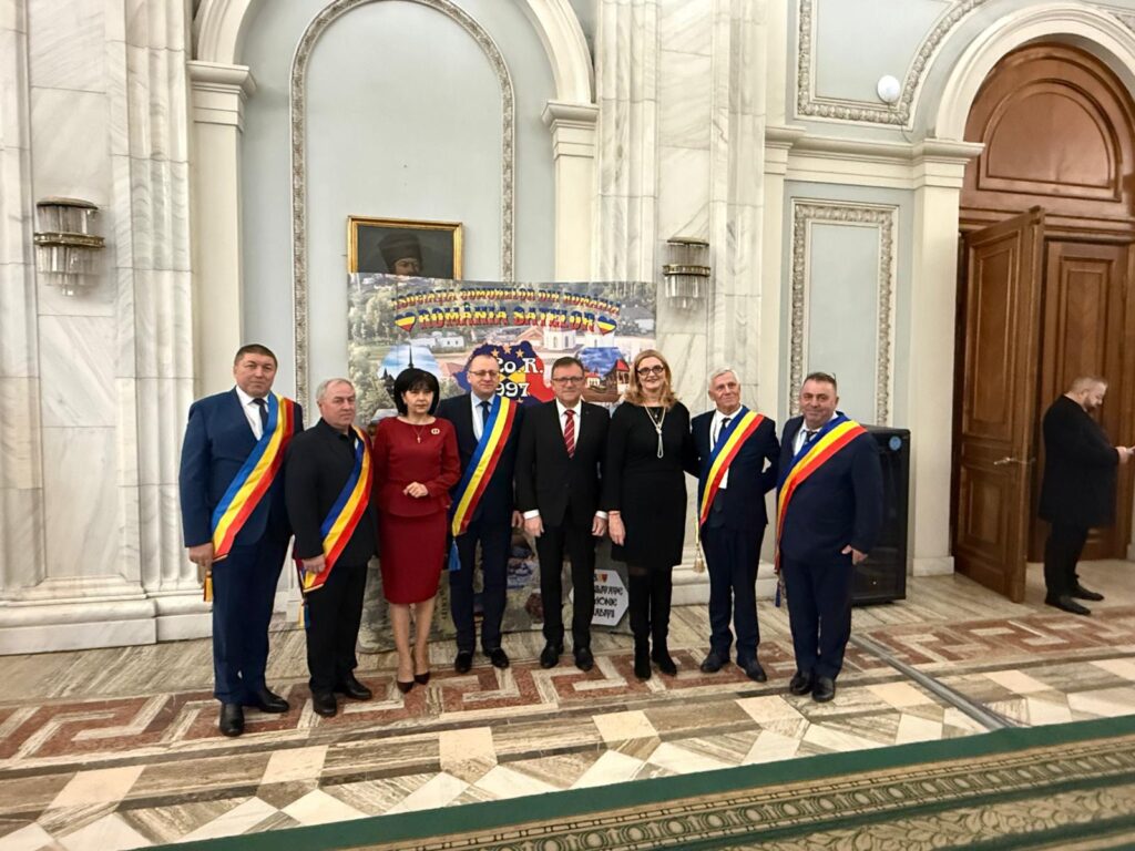 FOTO Primarii cu cele mai multe mandate din Botoșani, premiați într-o ...